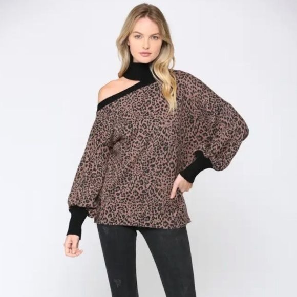 Fate | Sweaters | Fate Leopard Print Off Shoulder Sweater Women M Animal Print Turtleneck Staple ...